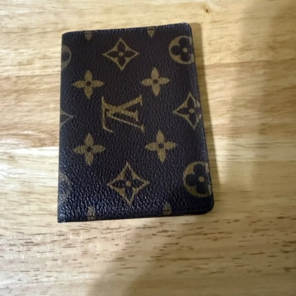 Louis Vuitton | Accessories | Louis Vuitton 2 Card Id Case | Poshmark